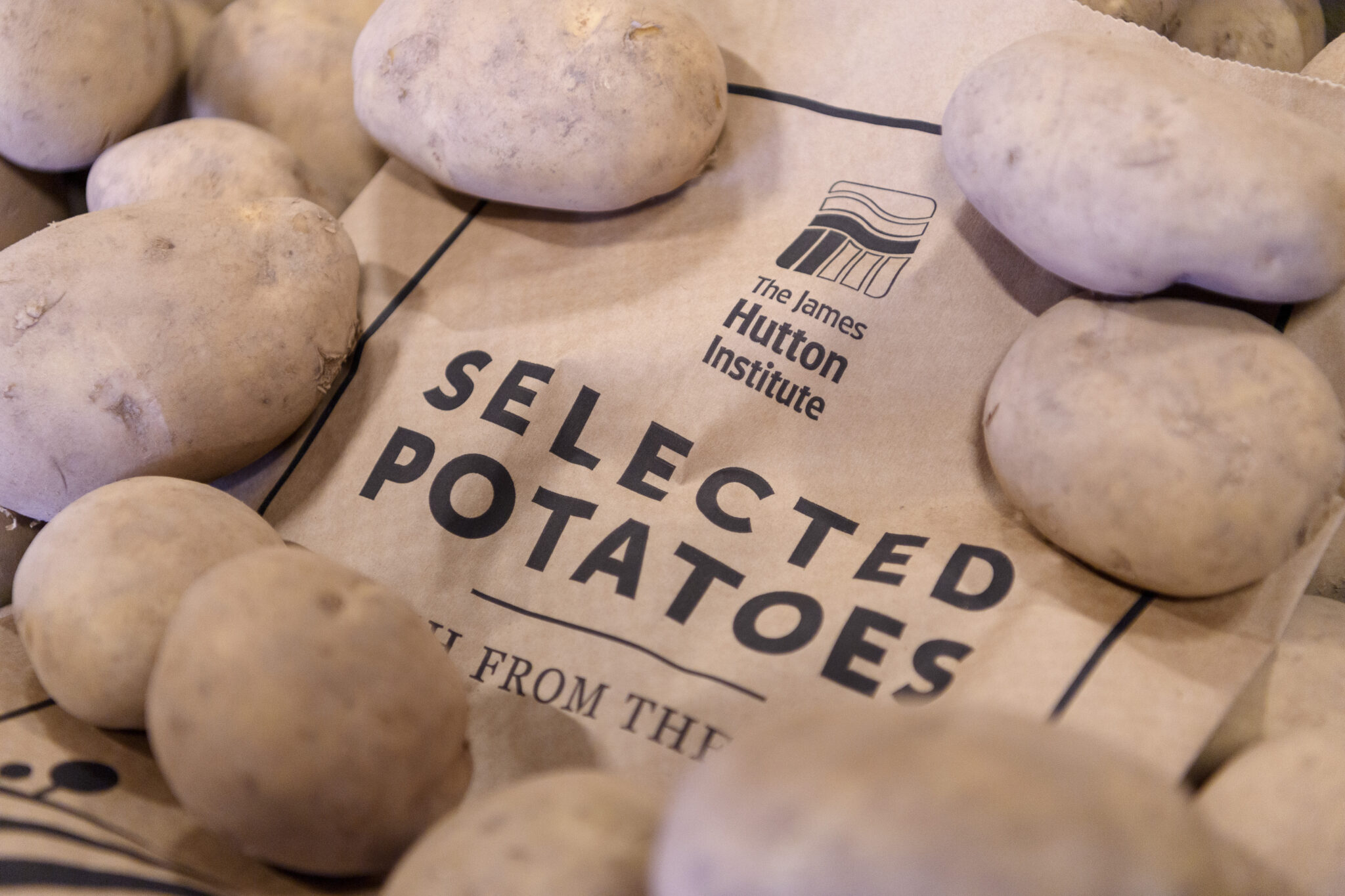 James Hutton Institute - crops, soils, land use and environmental research.